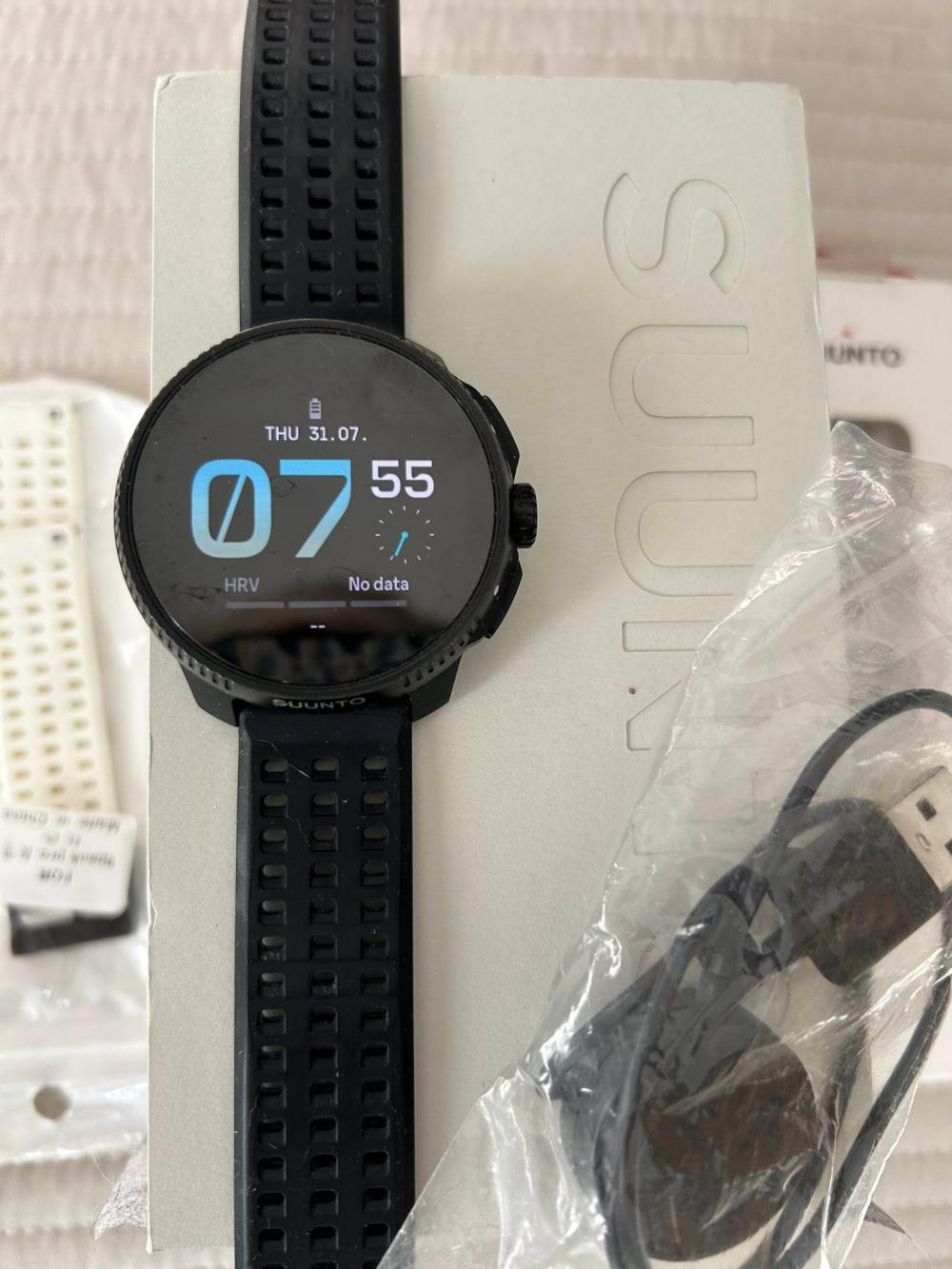 SUUNTO RACE
