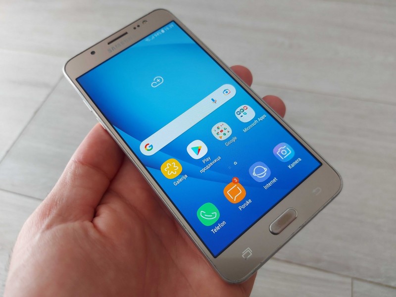Samsung Galaxy J5 (2016)