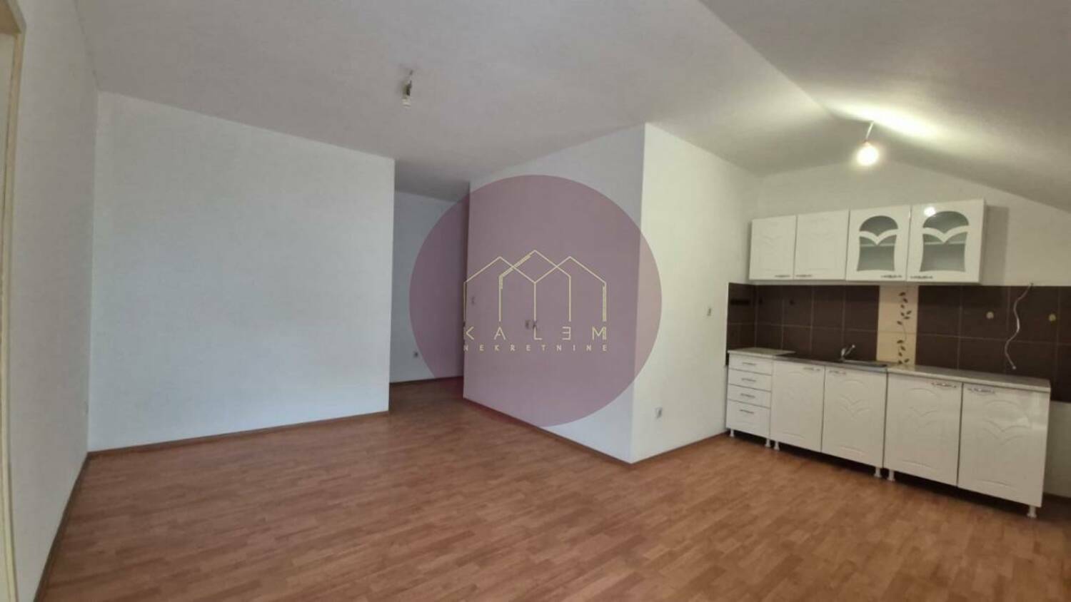 Palilula, Višnjička banja, 2.5 stan, 56m2, 370 EUR