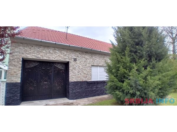 Kuća u Kikindi na izuzetnoj lokaciji