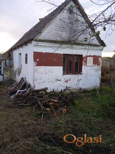 Ilinci starija kuća 46m2 plac 576m2 HITNO!