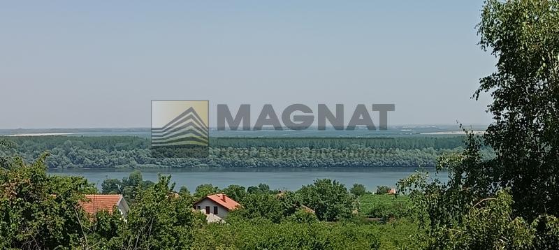 Kuća za odmor, ali i za miran život 155.000 €