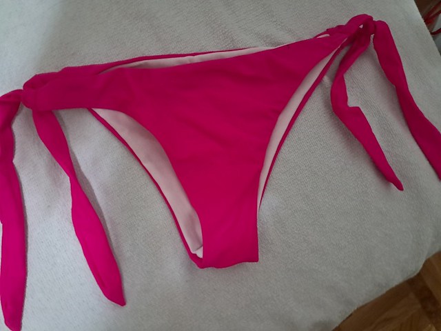 NOVE DREVCAVO ROZE POLUTANGE KUPACI 38