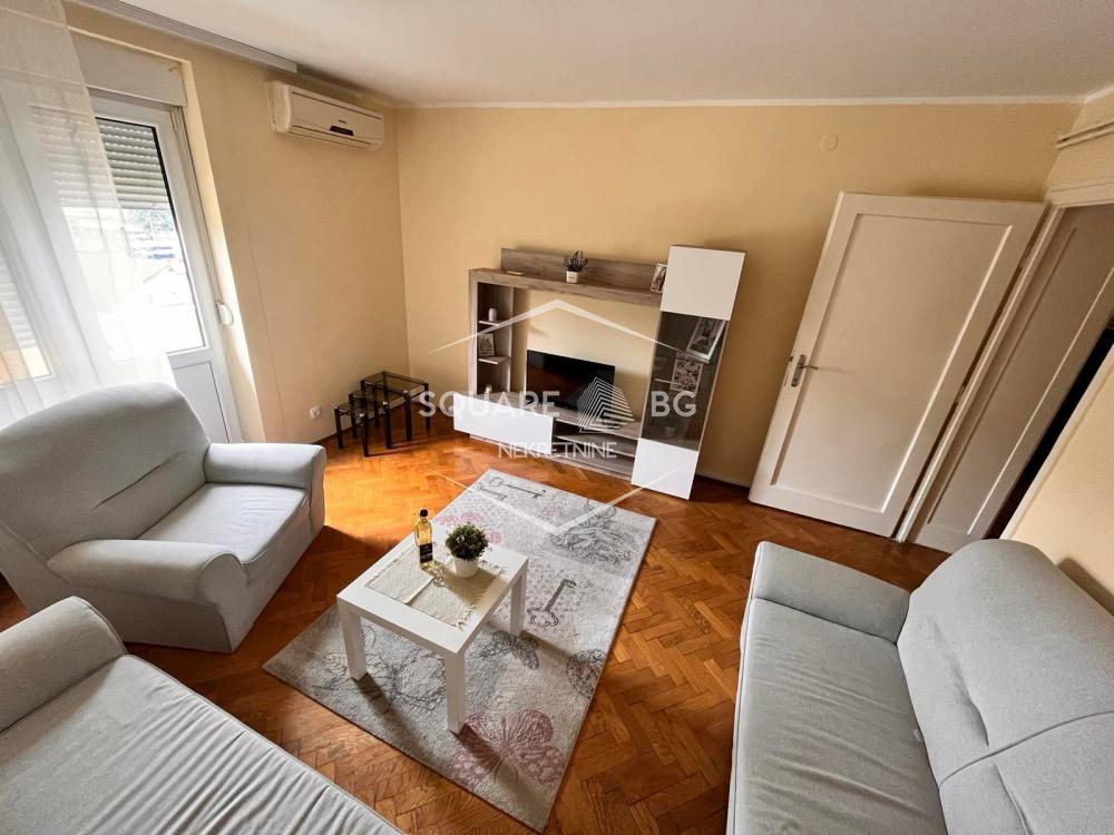 Bajloni, 2.0 renoviran,svetao ID#4217 800 €