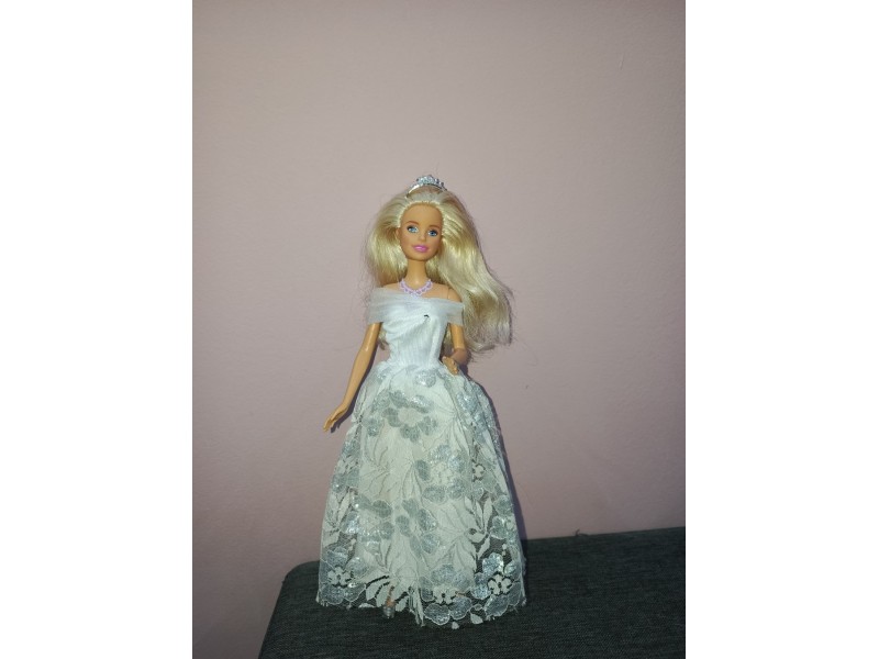 Barbie Mattel Fairytale Magic Princess Bride