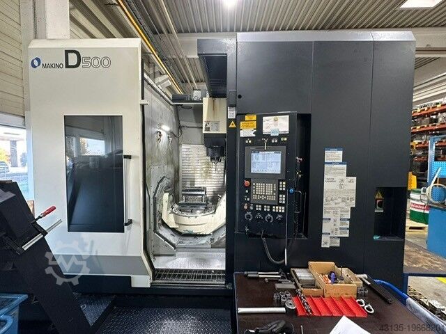 Univerzalni machining centar
Makino D 500
