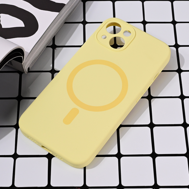 Maska za iPhone 13 6.1 zuta Magsafe Pure color