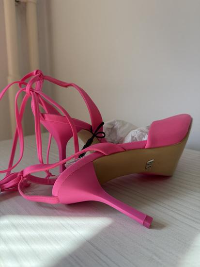 Zara Pink stikle Novo