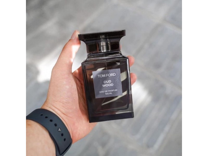 TOM FORD Oud Wood - Jak, perfektan..
