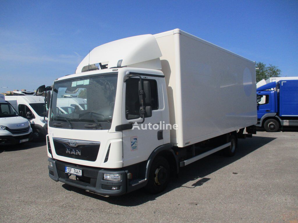 MAN TGL 7.180, hydraulické čelo kamion furgon