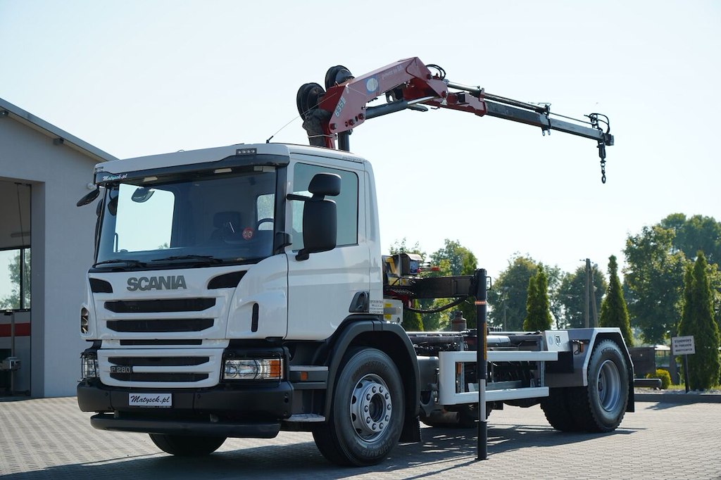 Scania P 280 / 4X2 / SIŁOWNIK DO WYWROTU / + HDS HMF 635 / UDŹWIG 1 500 kamion šasija