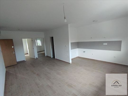 Novi Sad- Veternik - Novogradnja, Troiposoban, 74m