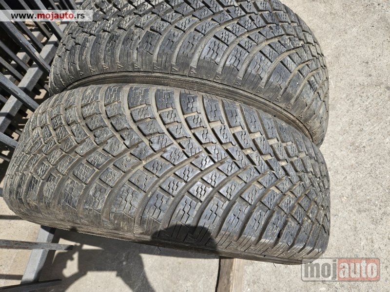 205-65-15 Continental kao nove odlicne