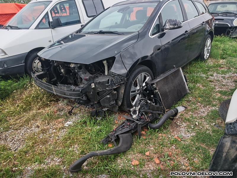 Opel Astra J 2.0 Cdti... Kompletan Auto U Delovima