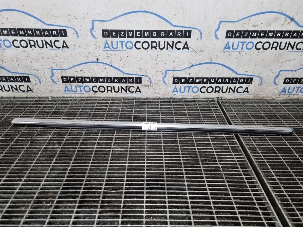 Oblaganje za Peugeot 2008 automobila