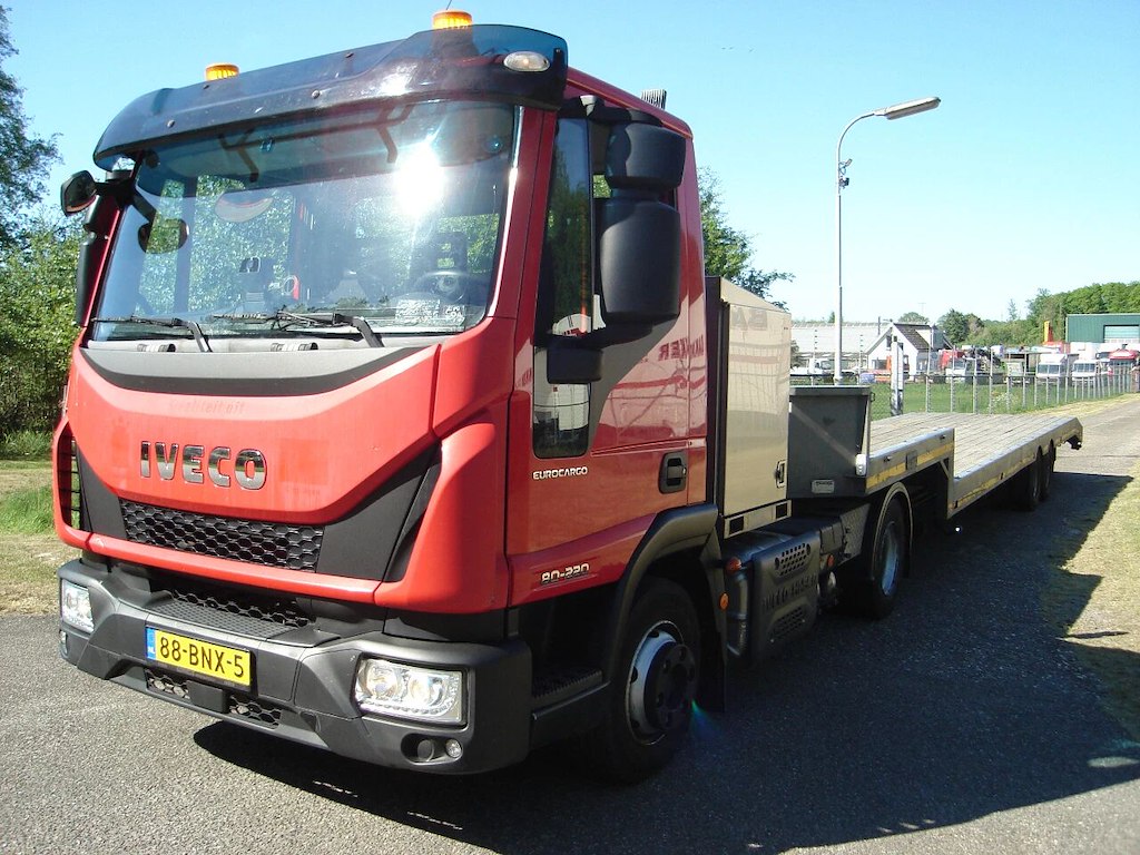 IVECO EuroCargo 80-220 - Tractor+semi-trailer tegljač + poluprikolica sa niskom platformom