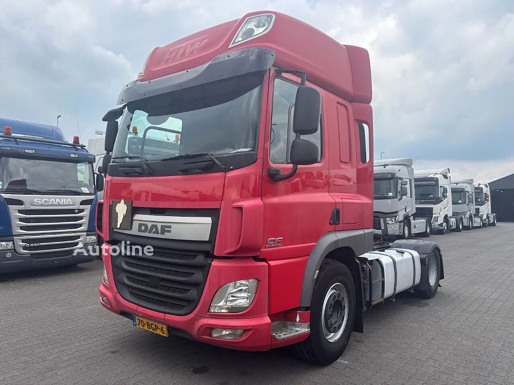 DAF CF 460 Spacecab Euro 6 tegljač