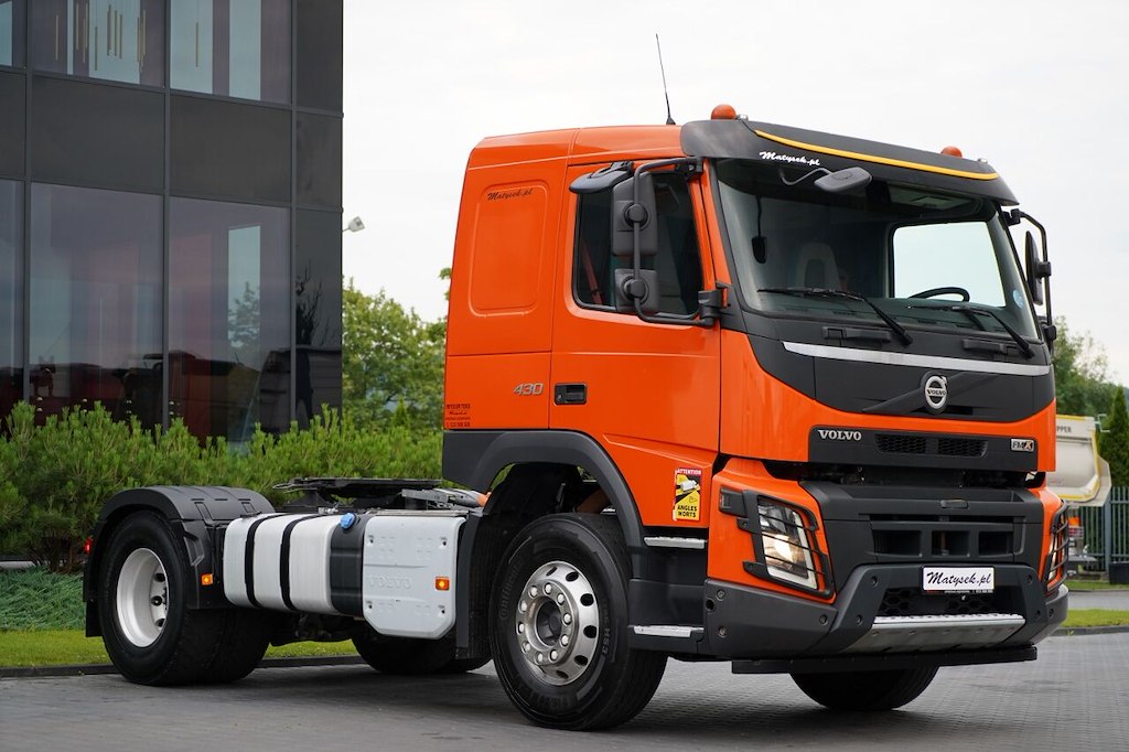 Volvo FMX 430 / HYDRAULIKA / NISKA KABINA / ALUFELGI / EURO 6 / SPROWA tegljač
