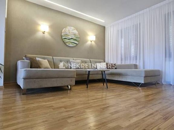 Prodajemo renoviranu kuću u Mirijevu, 195m2, 5a
