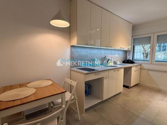 Stari grad, Dorćol, Strahinjića bana, 2.0 stan, 55m2, 650 EUR