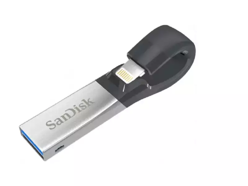SANDISK 32GB USB 3.0 / LIGHTNING IXPAND (CRNA/SIVA) – SDIX30C-032G-GN6NN