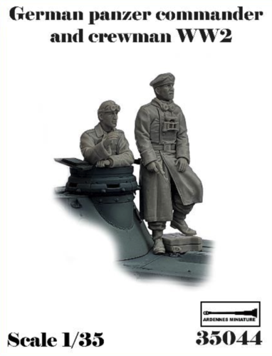 Ardennes Miniature 35044 German panzer comm. and crewman WW2