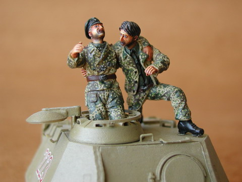 CMK F35036 German Tank Crew-France 1944