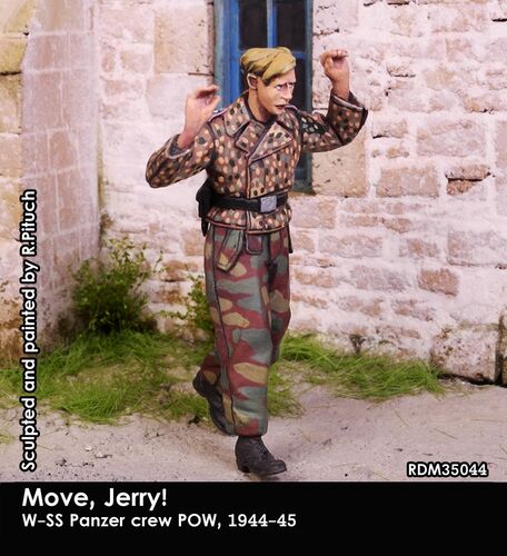 Rado Miniatures 35044 Move, Jerry! W-SS Panzer crew POW, 1944-45