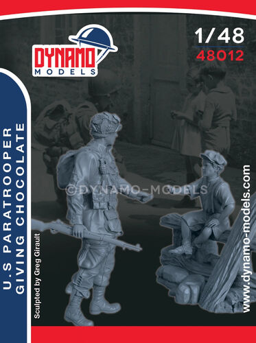 Dynamo-Models 48012 U.S. Paratrooper Giving Chocolate