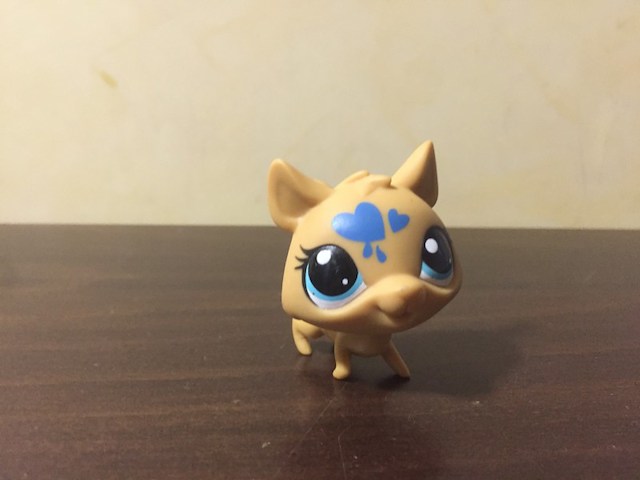Littlest pet shop