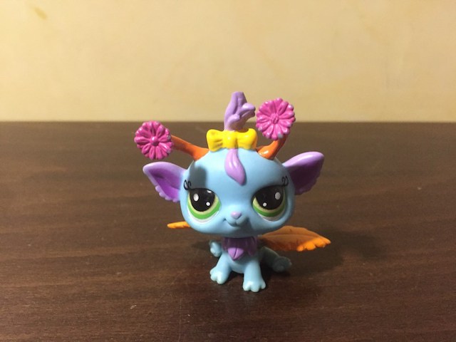 Littlest pet shop