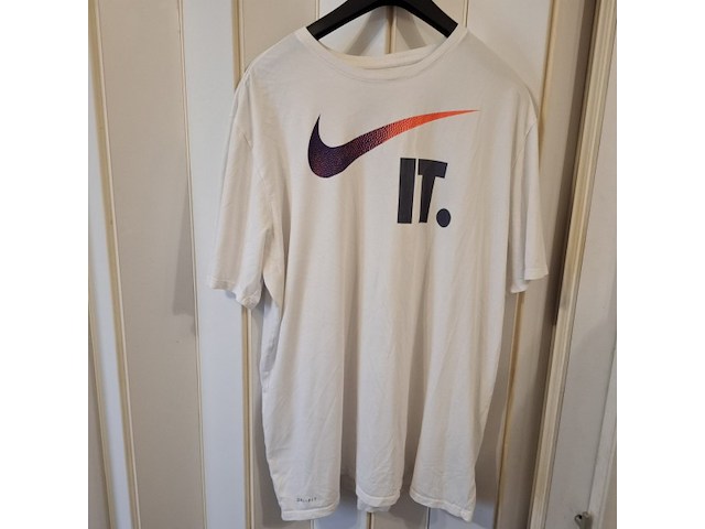 Majica Nike veličina XXL