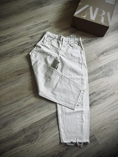 Zara jeans