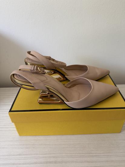 Fendi stikle