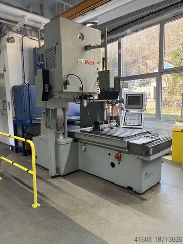 Gauge Boring Mill - Vertikalna
SIP 640