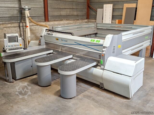 Testera za panel – hranjenje spreda
SELCO EB 80