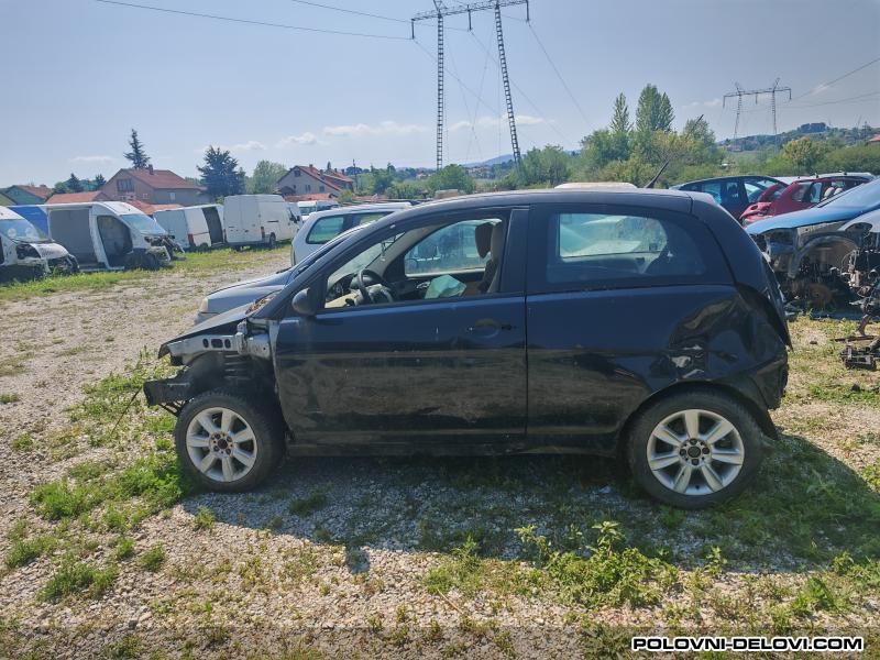 Lancia Y 1.3 Mjet Kompletan Auto U Delovima