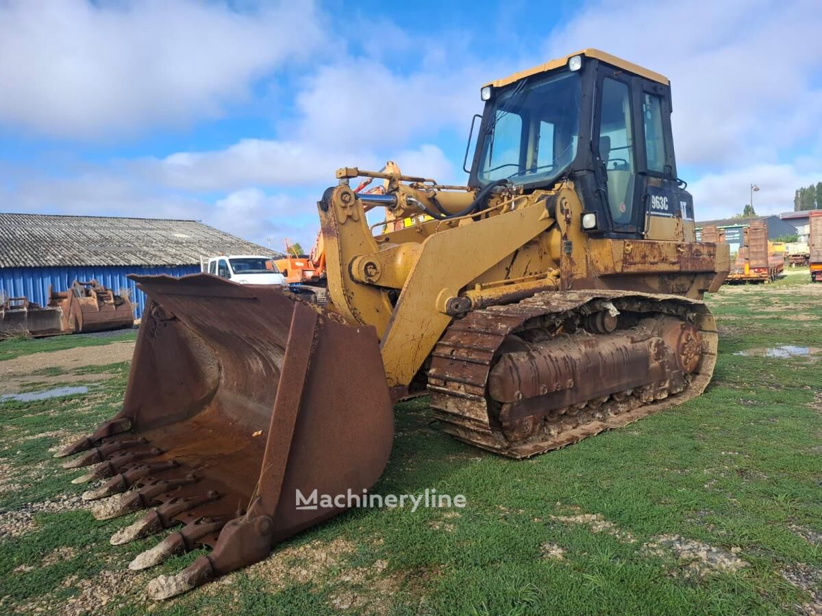 Caterpillar 963C buldožer