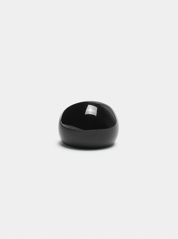 ROUNDED RESIN RING