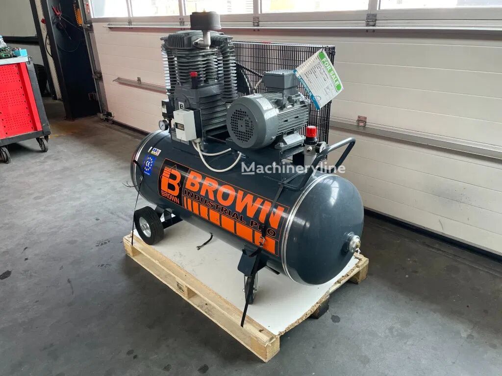Brown CR 307+S zuigercompressor met 270L ketel prenosivi kompresor