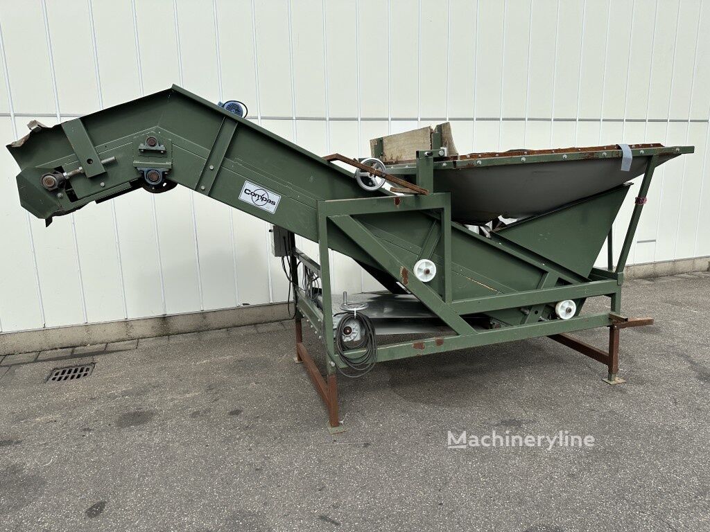 Compas poljoprivredni transporter