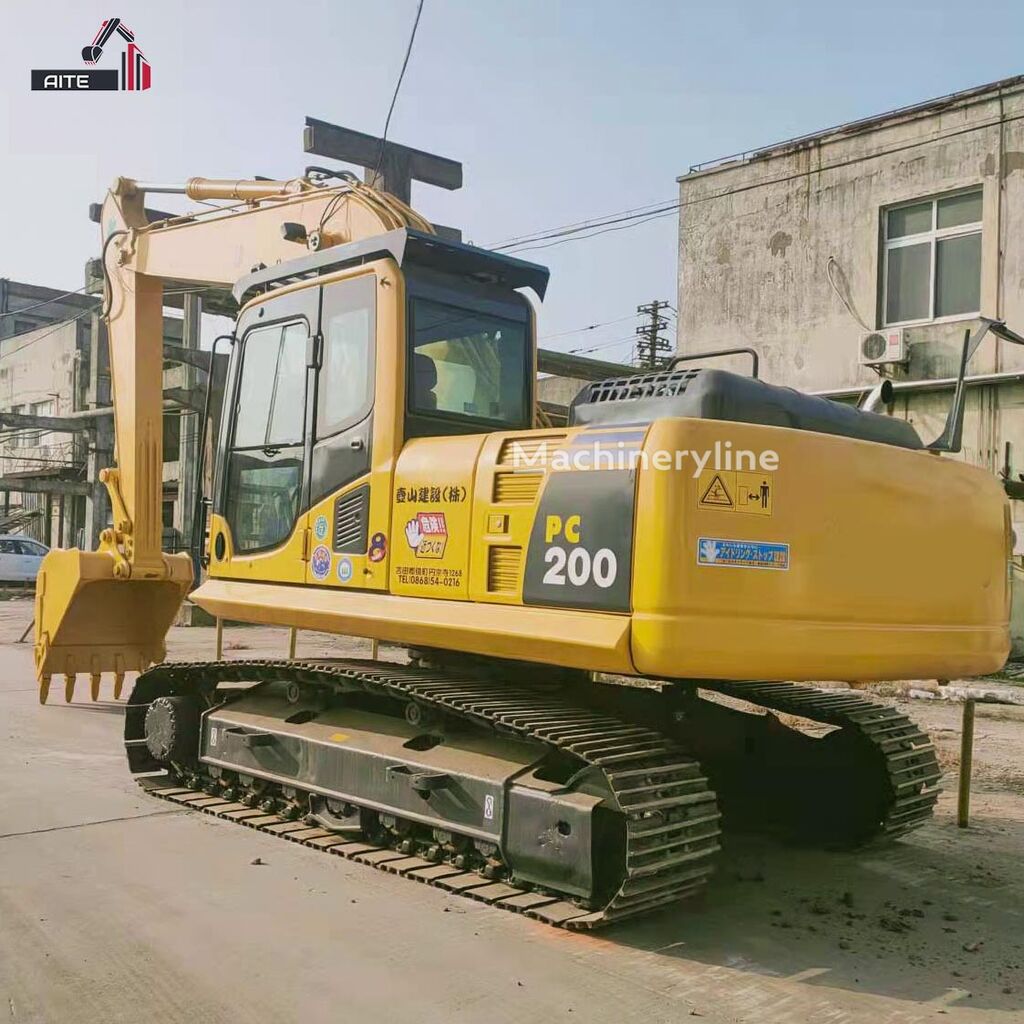 Komatsu pc200-8 bager guseničar