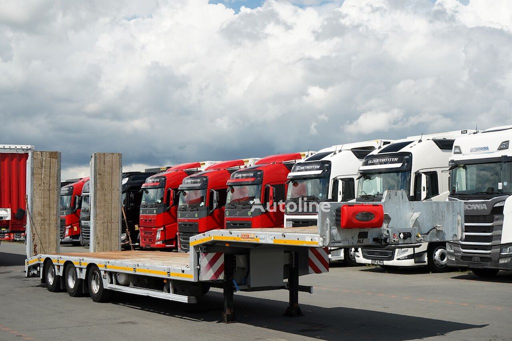MAX Trailer NACZEPA LAWETA / NISKOPODWOZIOWA / 12,35 M / NAJAZDY HYDRAULICZN poluprikolica sa niskom platformom