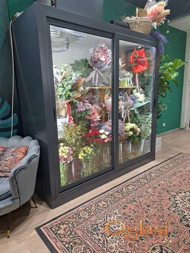 Vitrine za cveće