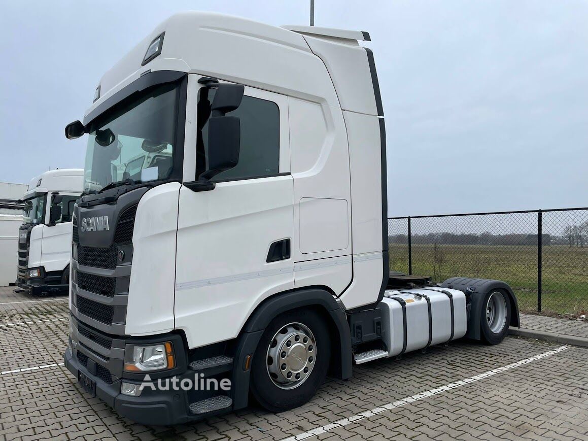 Scania S410 tegljač