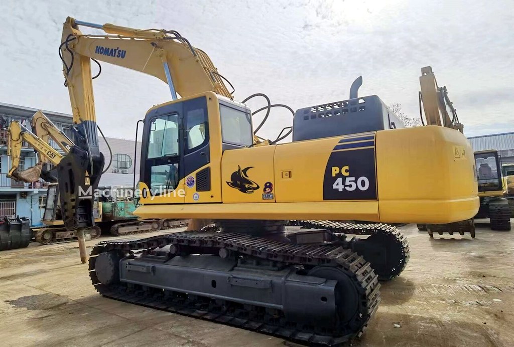 Komatsu PC450-8 bager guseničar