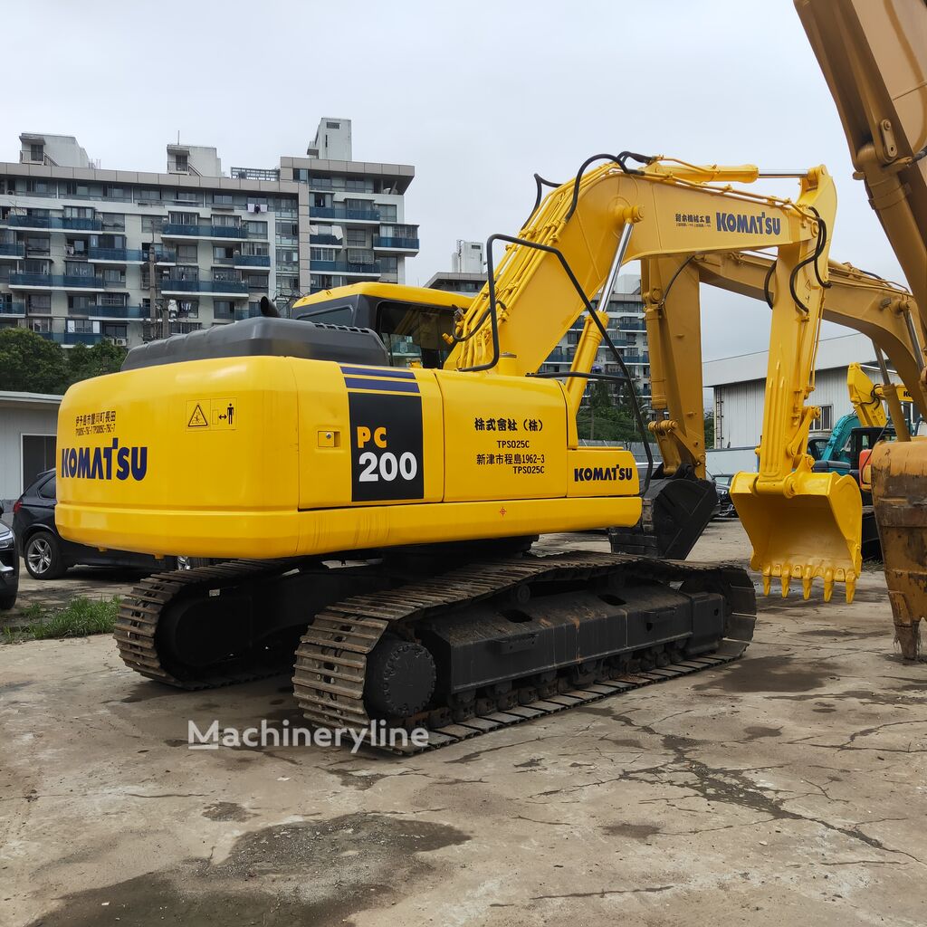 Komatsu PC200 bager guseničar