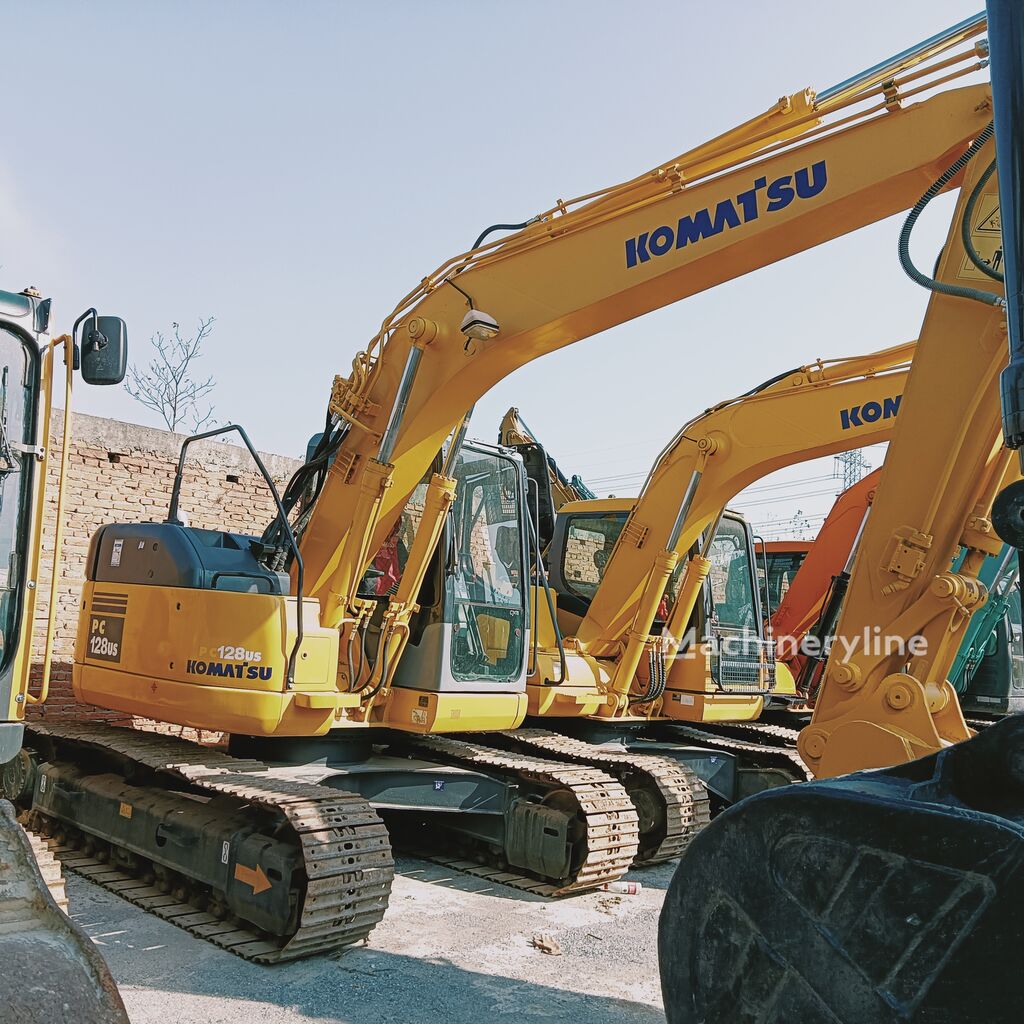 Komatsu PC128 bager guseničar