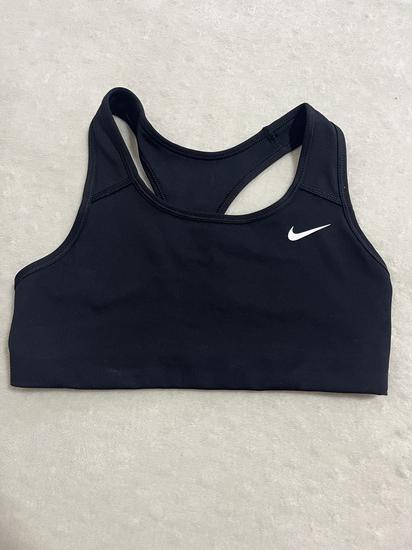 Nike top