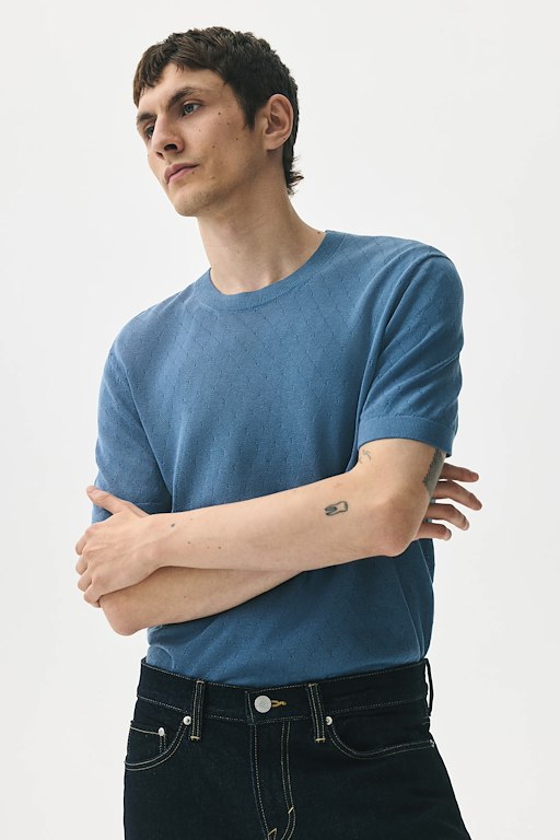 SLIM FIT KNITTED T-SHIRT